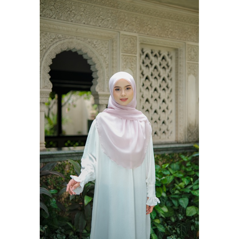 Jual MARIPOSA HIJAB - Basic Scarf Part 1 ( Hijab Segiempat Daily Polycotton Bella Square Premium ...