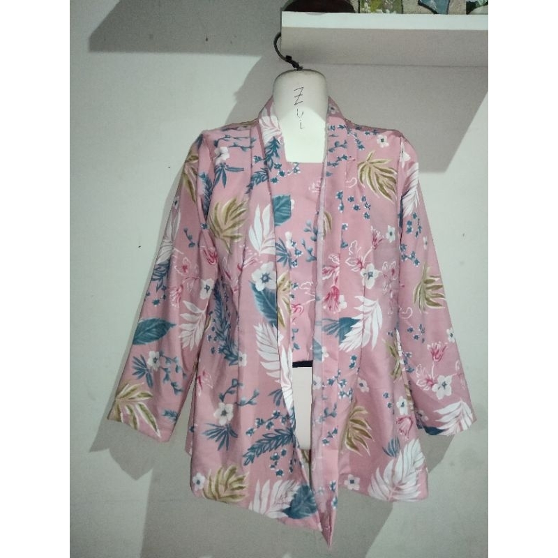 Jual KEBAYA NENEK + KANCING PEREKAT + KANCING PENITI | Shopee Indonesia