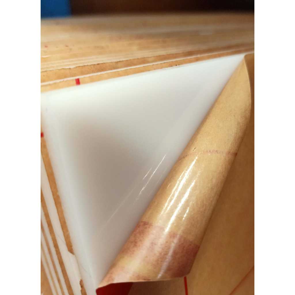 Jual Akrilik Lembaran Putih Susu Tembus 3MM x 1M x 2M - SMI Store | Shopee Indonesia