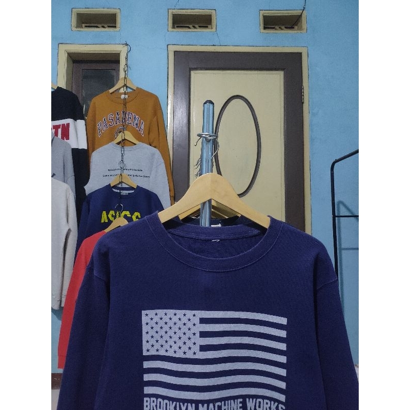 Jual UNIQLO x BROOKLYN MACHINE WORK | Shopee Indonesia
