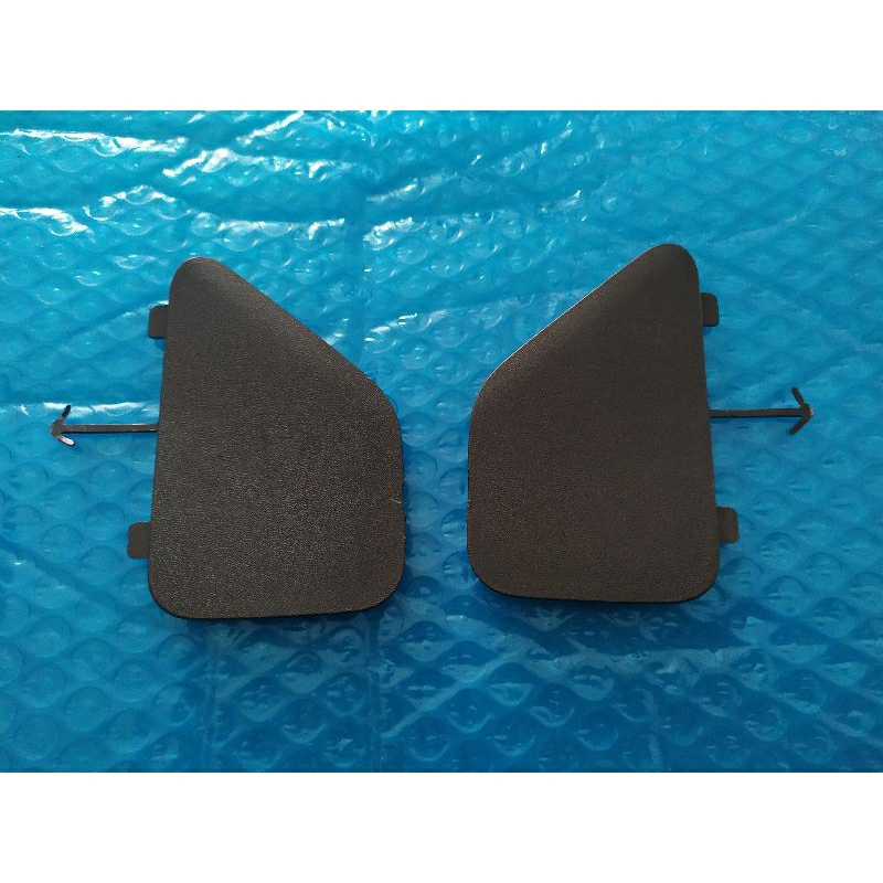 Jual Tutup towing toyota kijang innova zenix belakang original | Shopee ...
