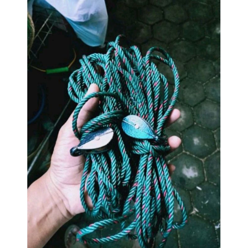 Jual katrol/ kerekan buat menggulung tirai bambu/bendera /sangkar ...