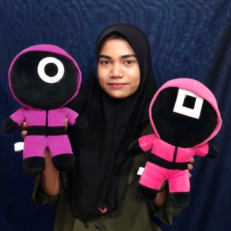 Jual Boneka Plush Squid Game Karakter Korea Boneka lucu SNI boneka ...