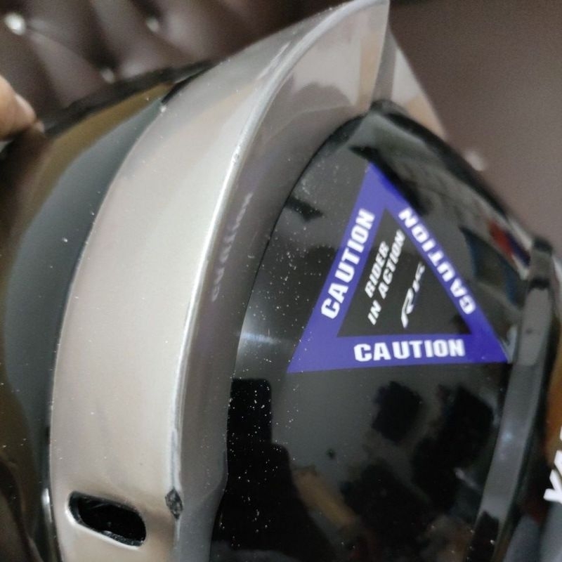 Jual helm fullface yamaha R15 ( lecet /cacat) | Shopee Indonesia