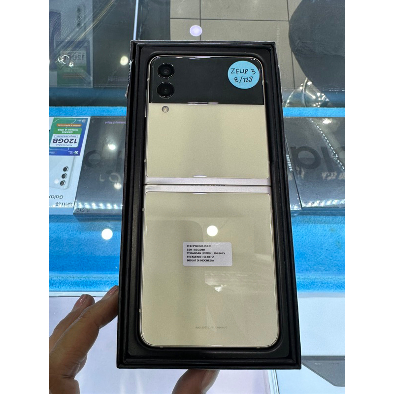 Jual samsung Z flip 3 cream 8/128 gb likenew fuklset | Shopee Indonesia