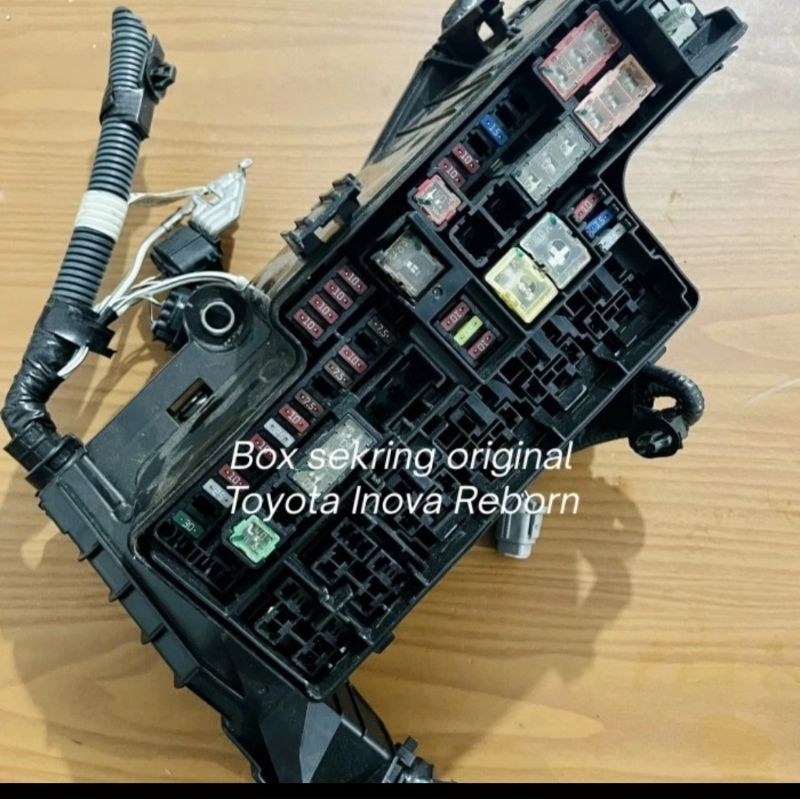 Jual Box sekring toyota inova reborn original Barang baru 100% ...