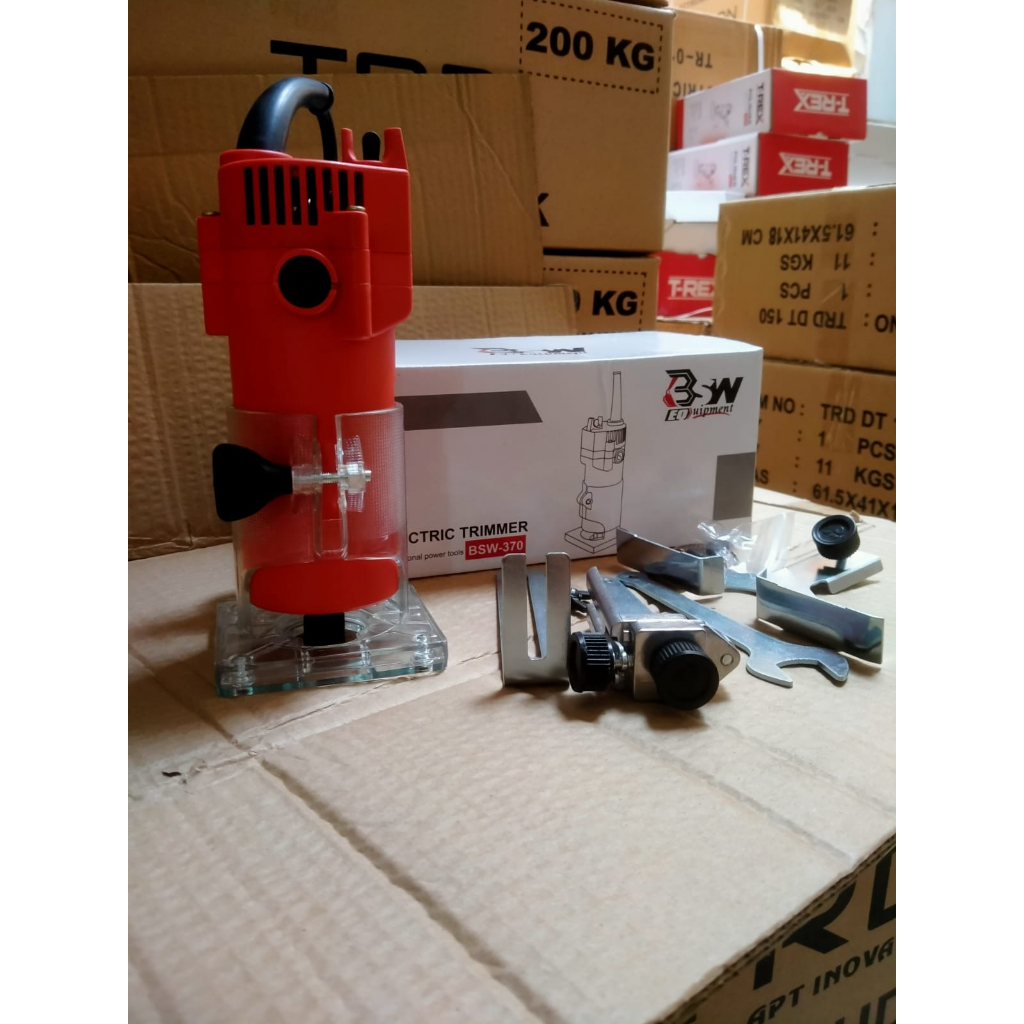Jual BSW 370 Mesin Trimmer kayu BSW 370 / Mesin Profil Kayu T-REX box ...