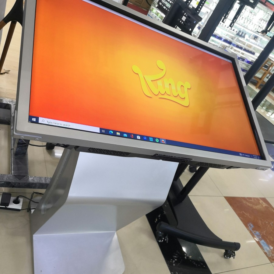 Jual KiosK Touchscreen 65" Informasi Signage Display Interactive ...