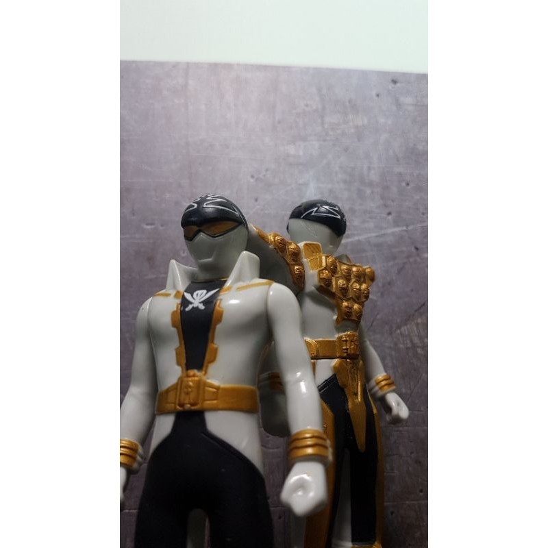 Jual Figure Vinyl RHS Super Sentai Gokaiger Gokai Silver Set | Shopee ...