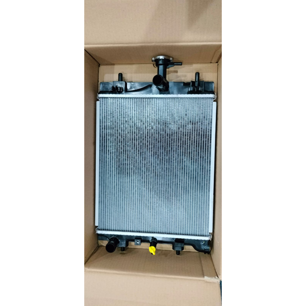 Jual radiator ayla 1000cc manual 2023 (daihatsu) | Shopee Indonesia