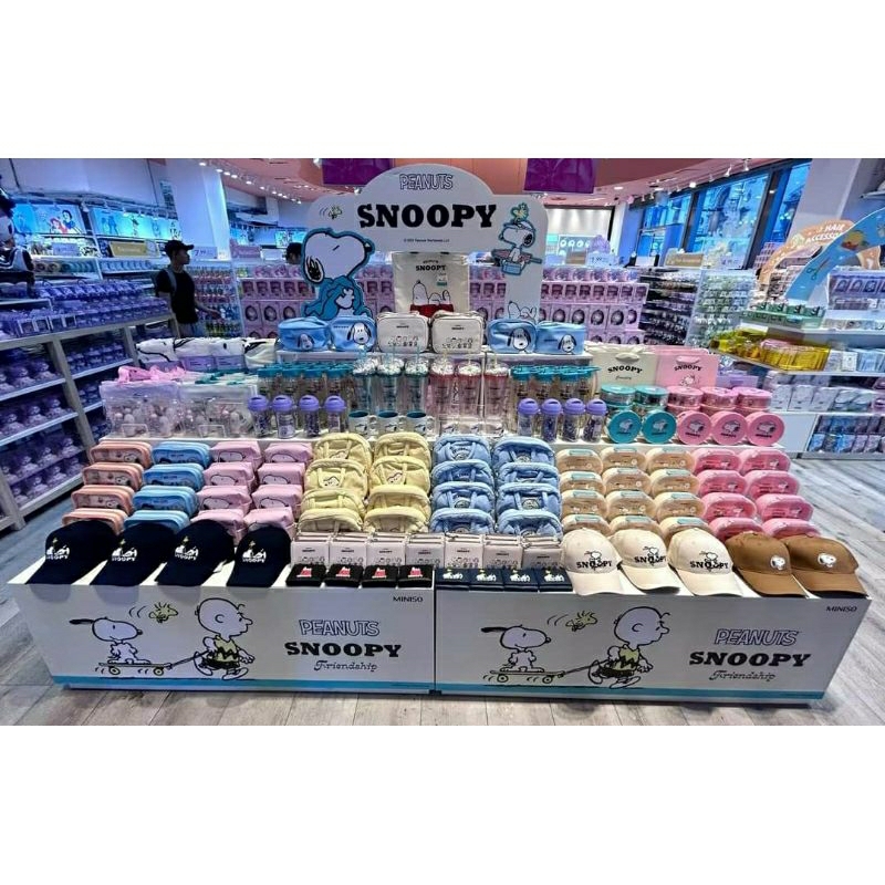 Jual miniso pink x snoopy peanuts limited /dompet lipat/tas karakter ...