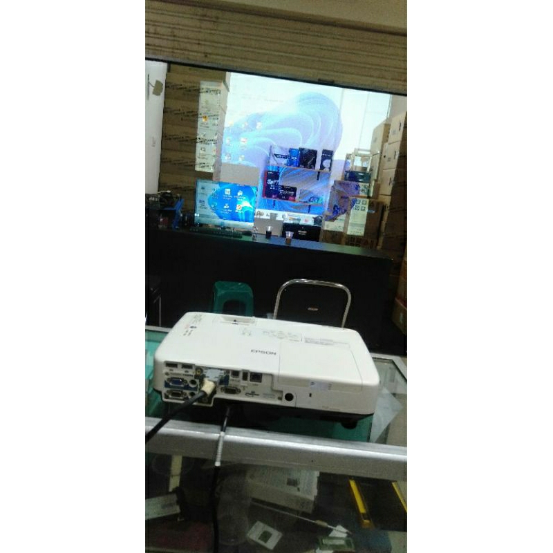 Jual projektor epson eb 1930 second normal | Shopee Indonesia