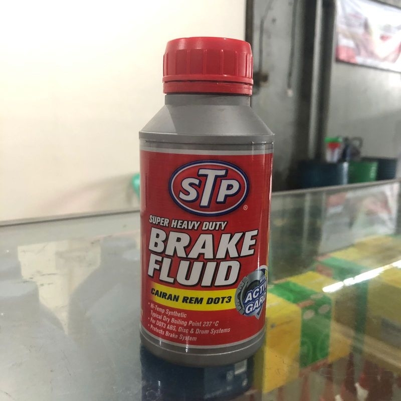 Jual Minyak Rem STP Brake Fluid DOT 3 (300ml) | Shopee Indonesia