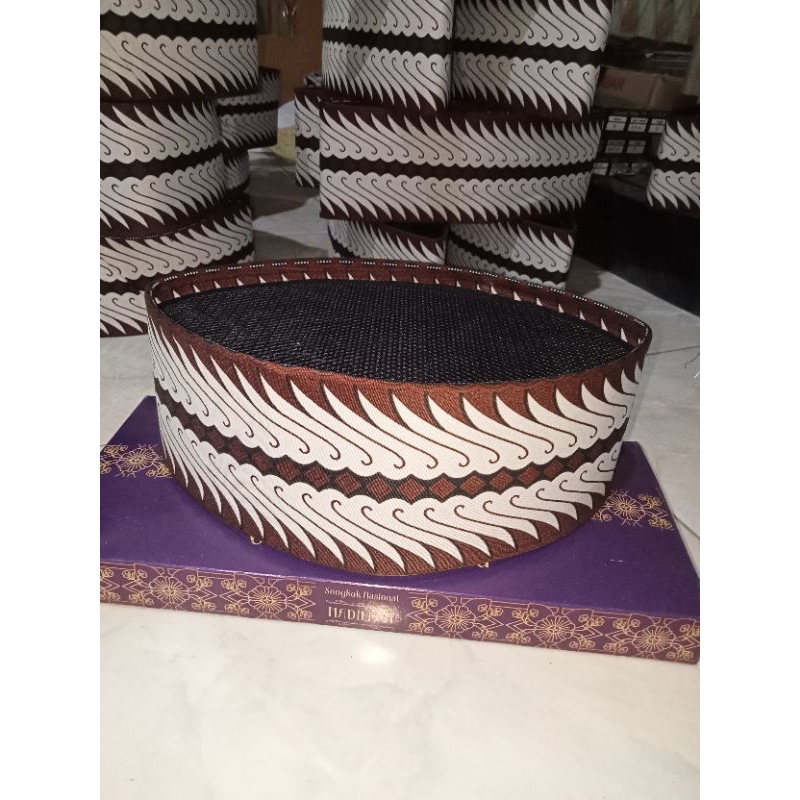 Jual Peci/Songkok Motif Batik Nadillah FULL AC | Shopee Indonesia