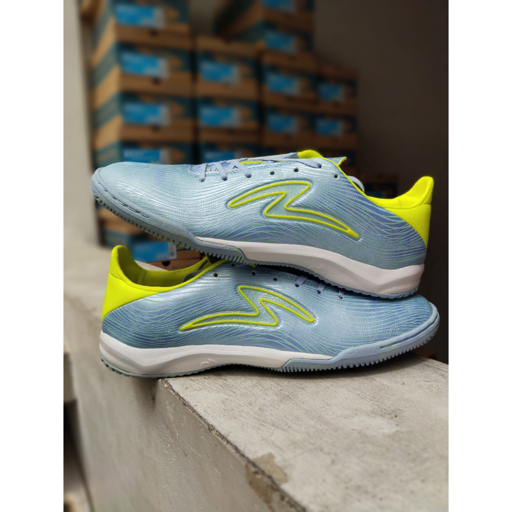 Jual Sepatu Futsal Specs LS Evolution IN Neo Lavender | Shopee Indonesia