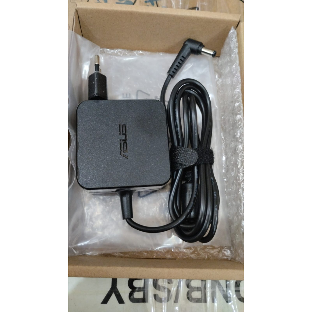Jual ASUS ADAPTER 19V 2.37A SQUARE (5.5X2.5) | Shopee Indonesia