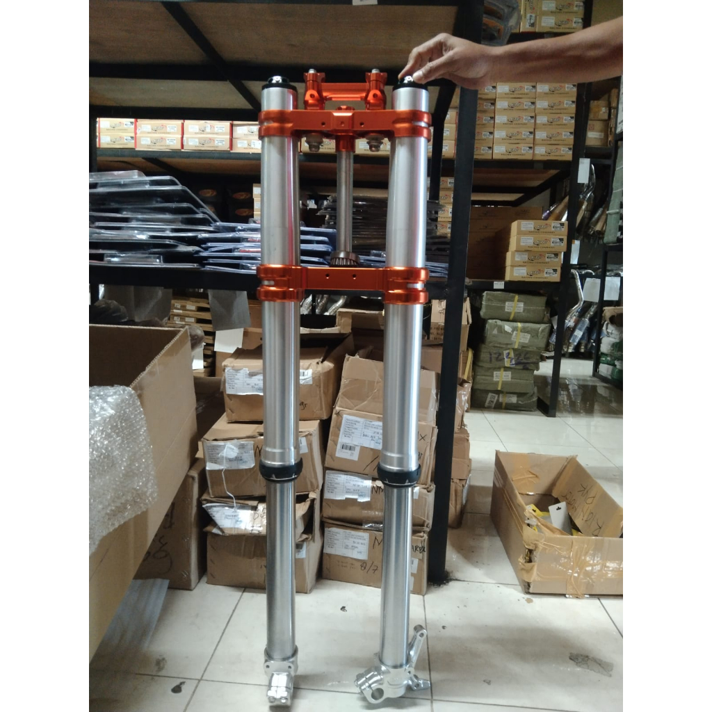 Jual USD Real Jump MGV Triple Clamp KTM HT PNP KLX 150 CRF 150 L Dtracker | Shopee Indonesia