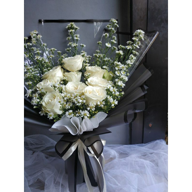 Jual buket bunga mawar asli segar fresh flower peacock putih | Shopee ...