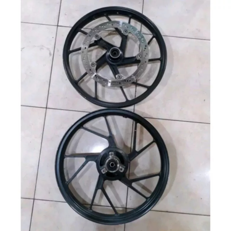 Jual Velg racing depan belakang satria Fu 150 karbu / original copotan ...