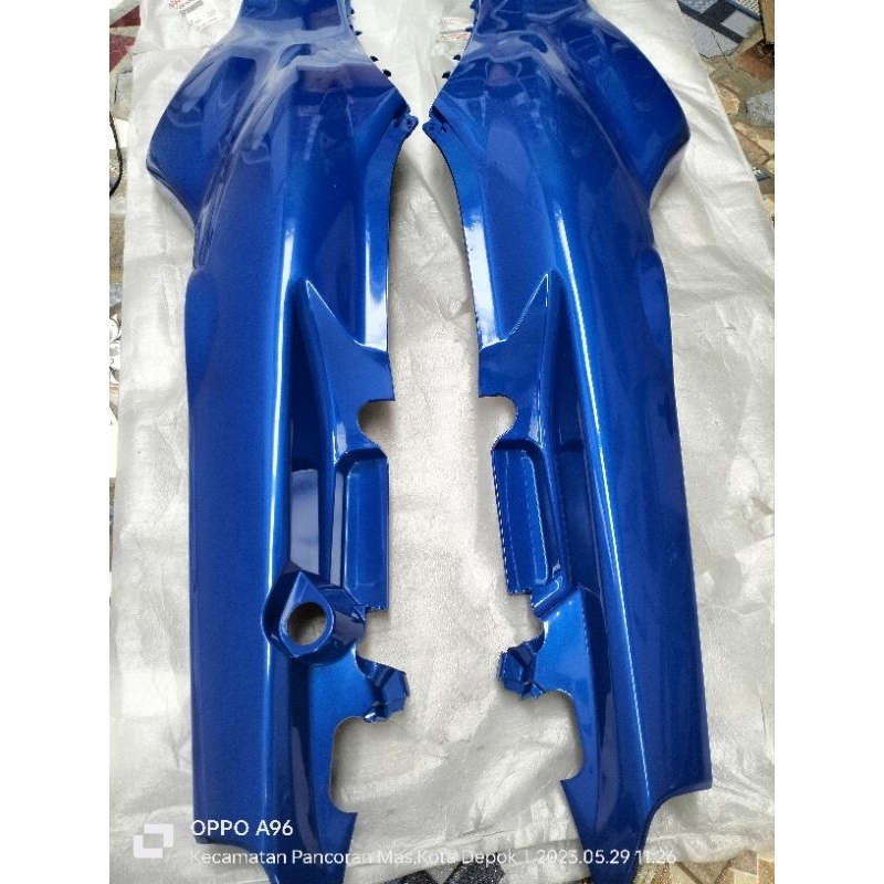 Jual cover body kiri kanan Shogun R 110 biru original | Shopee Indonesia