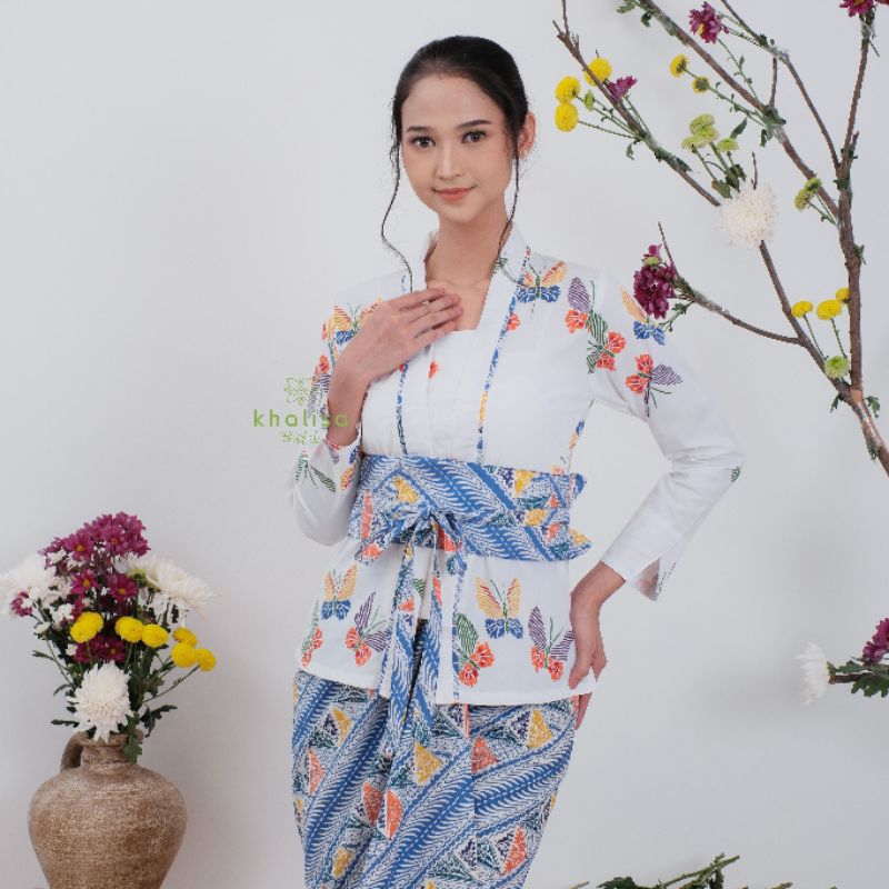 Jual Kebaya Kutu Baru Kartini Modern Batik Cap Lengan Panjang by Khalisa Batik- Aruni Putih ...