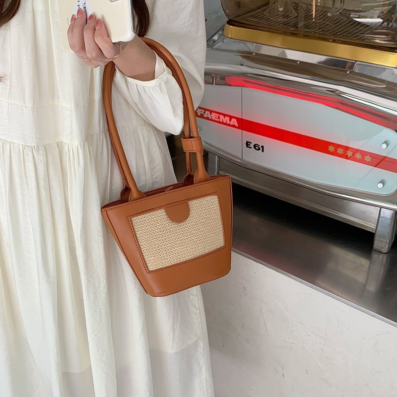 Jual Little Maple - Ubud Aesthetic Korean Hand Bag / Tas Korea Estetik ...
