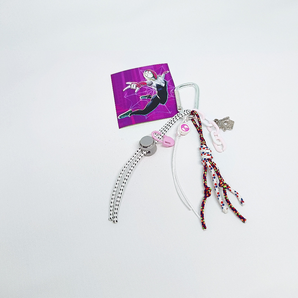 Jual Carabiner Bag Charm Miles Morales and Gwen Stacy Macrame Gantungan ...