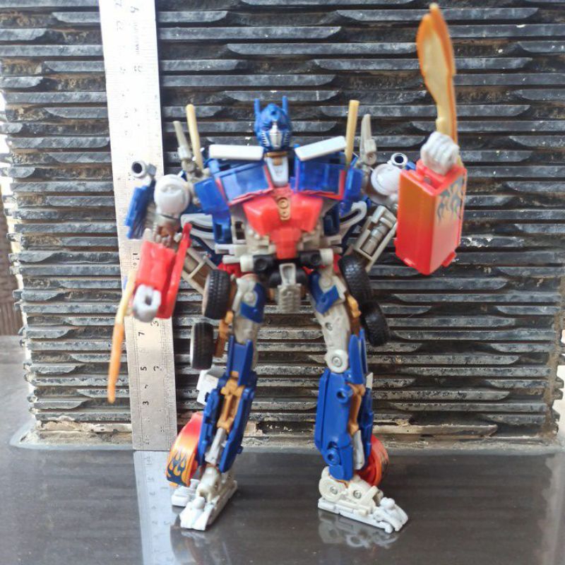Jual transformers optimus prime battle blade voyager class | Shopee ...