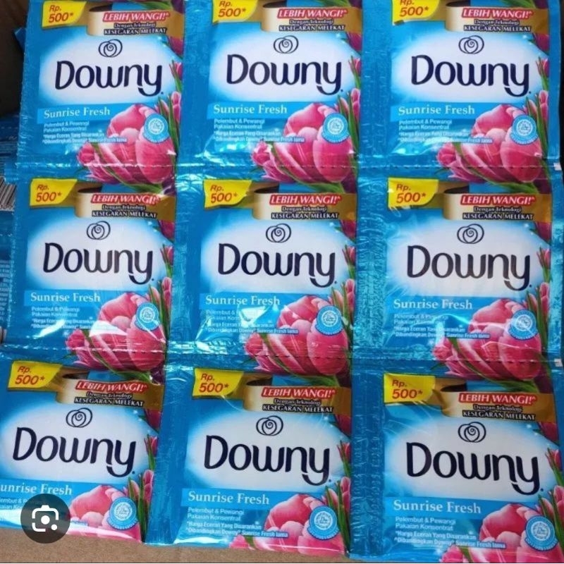 Jual Downy Pewangi Pakaian Renceng 500 / Downy Pelembut dan Pewangi ...