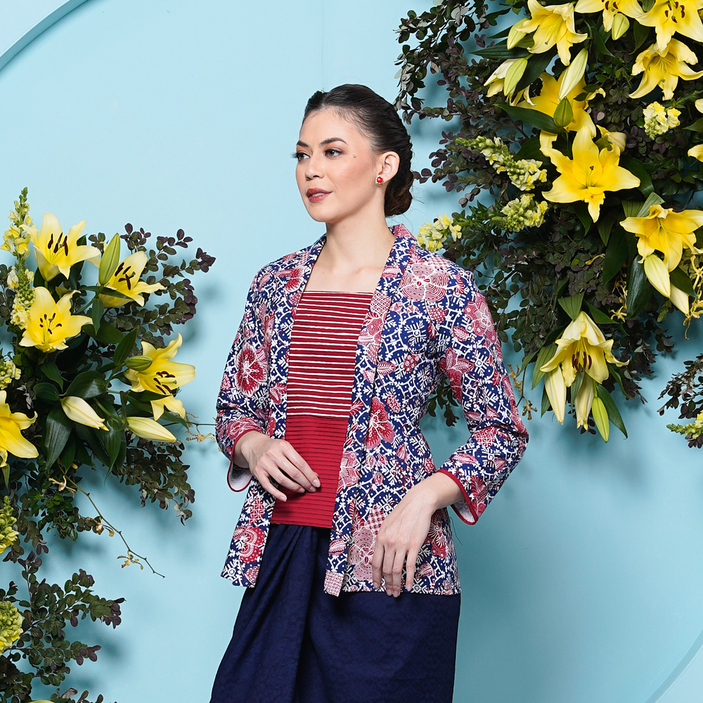 Jual NONA RARA - Kebaya Jlamprang T2417, Baju kebaya batik wisuda ...