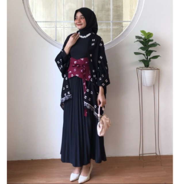 Jual javainbatik - BOLERO RANIA BATIK CAP - Atasan wanita - Blazer Batik | Shopee Indonesia