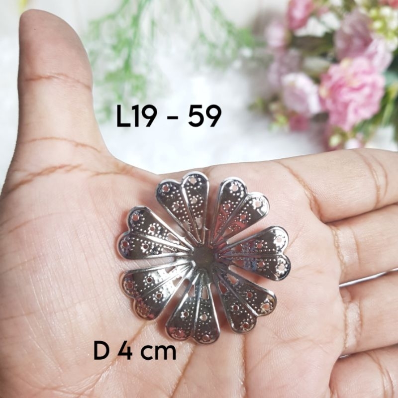 Jual PLAT ORNAMEN BESI UKIR LEMPENGAN HIAS SESERAHAN MAHAR Seri bunga 1 ...