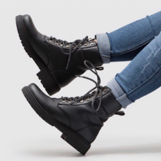 Jual Adorable Project Wickle Boots Black | Shopee Indonesia