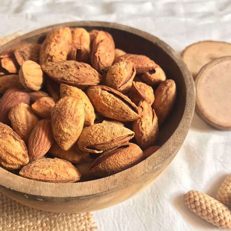 Jual Roasted Milk Shell Almond - Almond Cangkang Panggang Susu (340gr ...