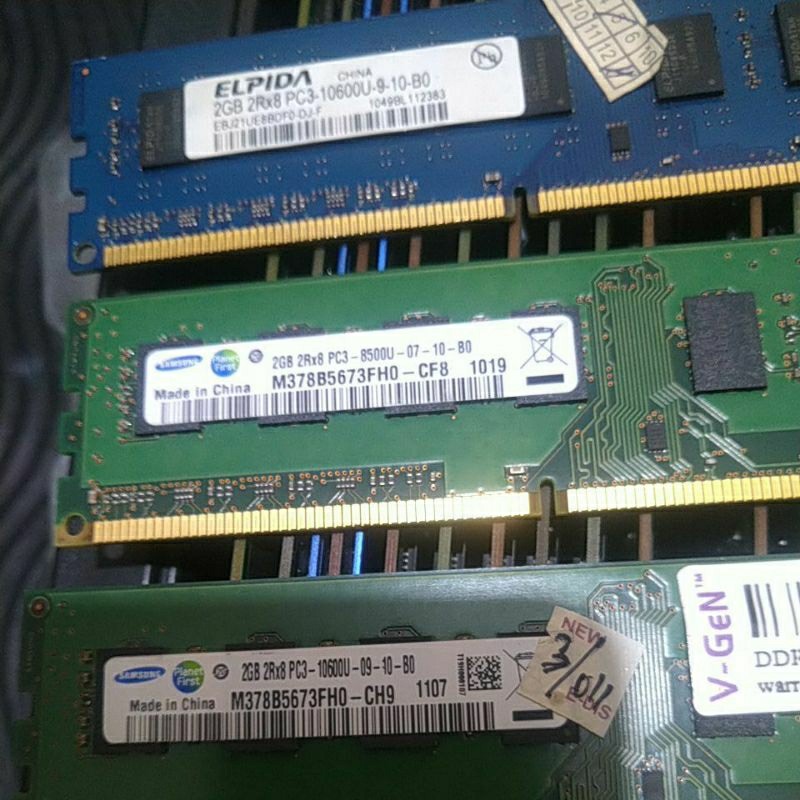 Jual RAM PC DDR3 2GB 2RX8 PC3 10600U/12800U/8500U buat komputer ...