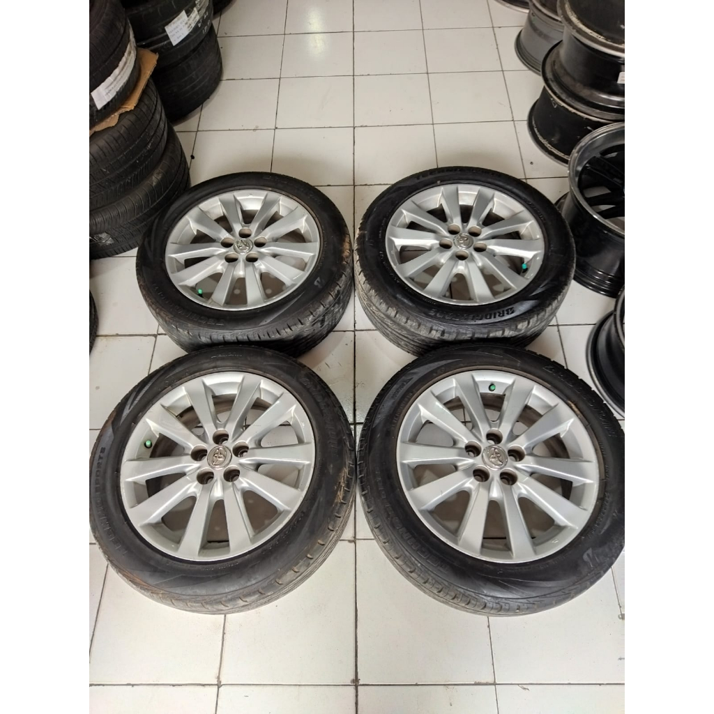 Jual velg mobil second OEM ALTIS ring 16 hole 5x100 bisa buat sienta new avanza new xenia ...