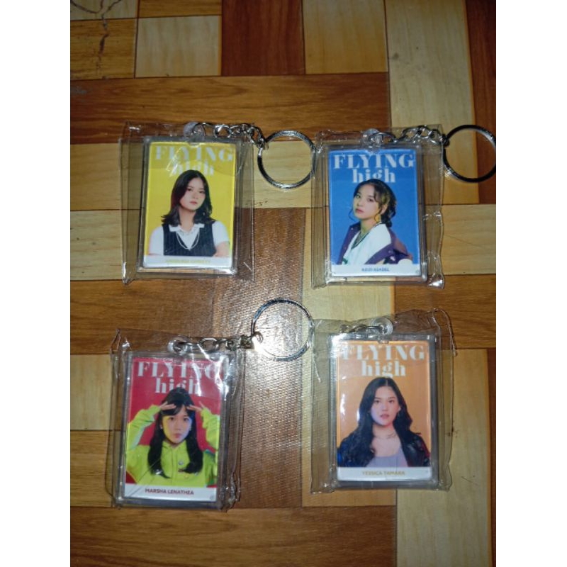 Jual GANTUNGAN KUNCI GANCI JKT48 FLYING HIGH ZEE FIONY CHIKA CHRISTY ...