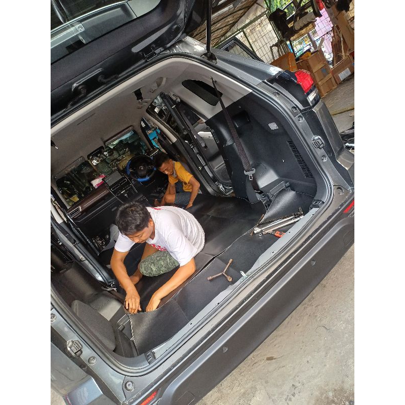 Jual karpet dasar mobil innova zenix | Shopee Indonesia