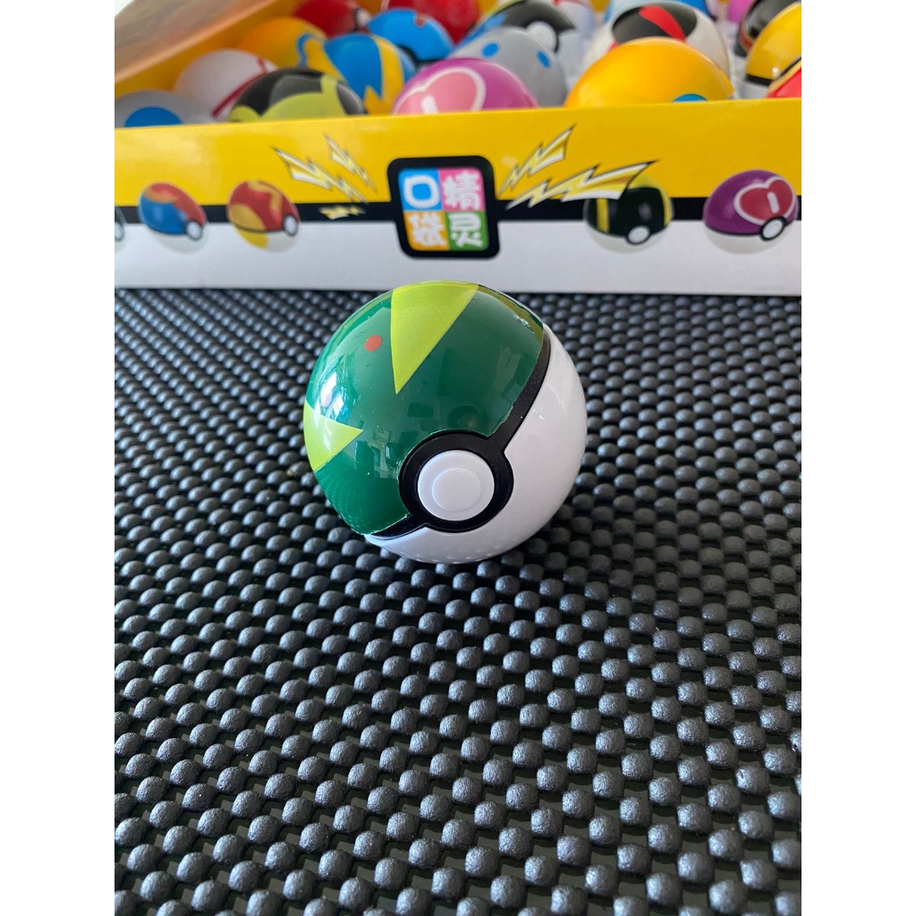 Jual Mainan Anak-anak bola Pokemon, Action figure Random Pokemon GO ...