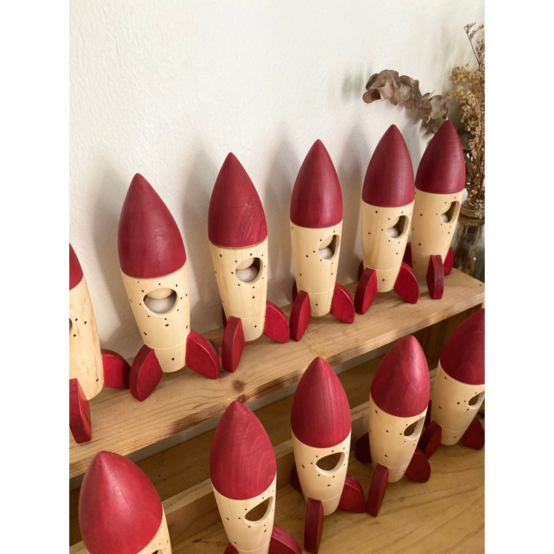 Jual Mainan Kayu Wooddo Rocket & Planets | Mainan Roket Luar Angkasa ...