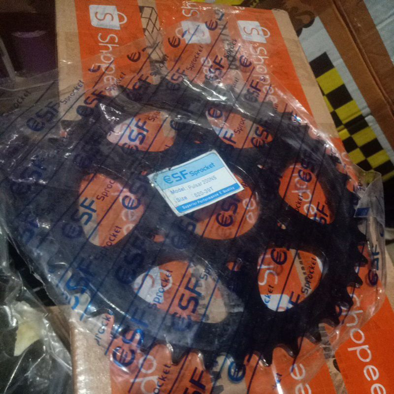 Jual Gear belakang Bajaj Pulsar 200ns (kawasaki bajaj pulsar) | Shopee ...