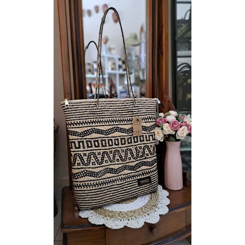 Jual Tas Rotan Map Motif Khas Dayak I Tas Rotan Motif Dayak I tas rotan ...