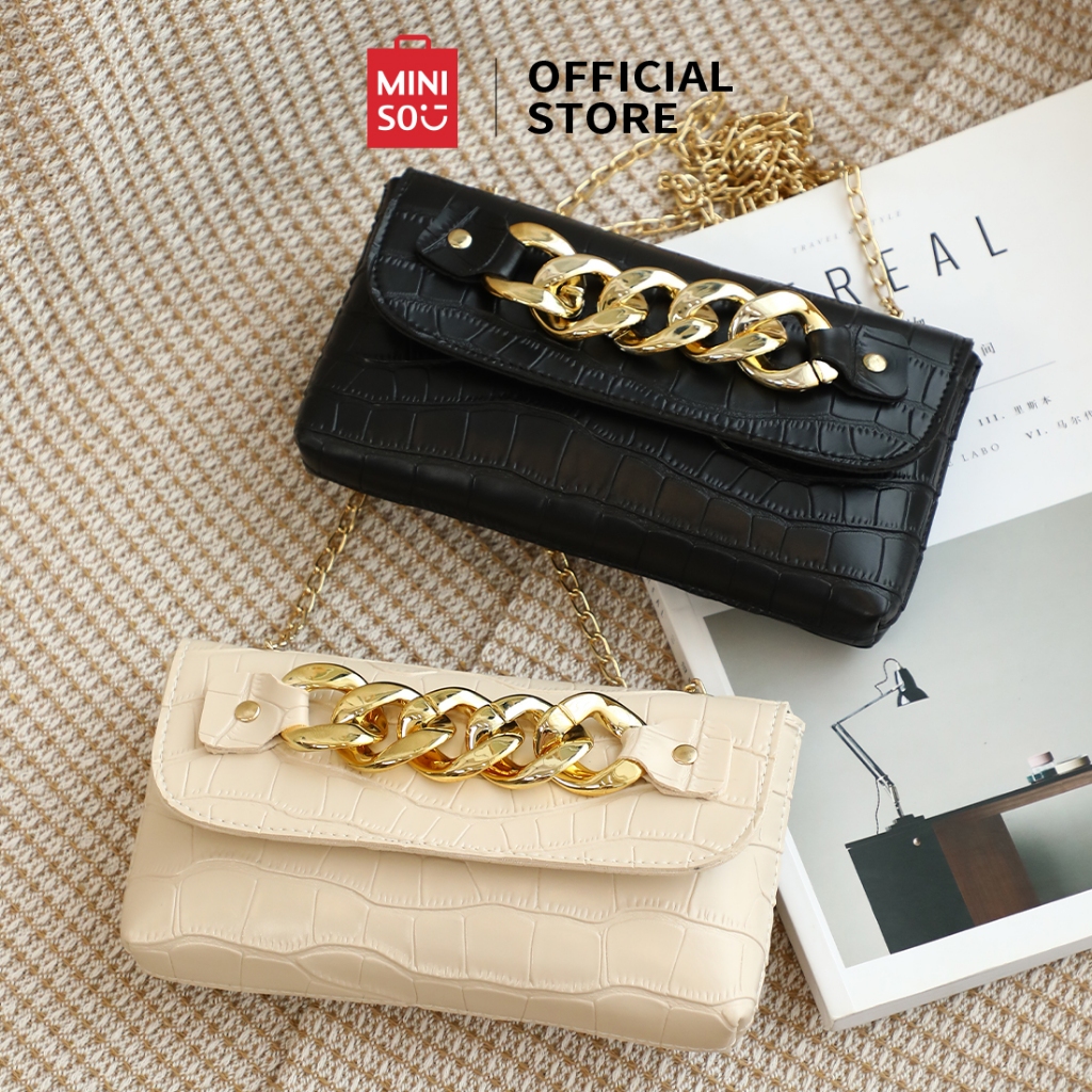 Jual MINISO Tas Selempang Crossbody Bag With Chain Tutup Pola Batu ...