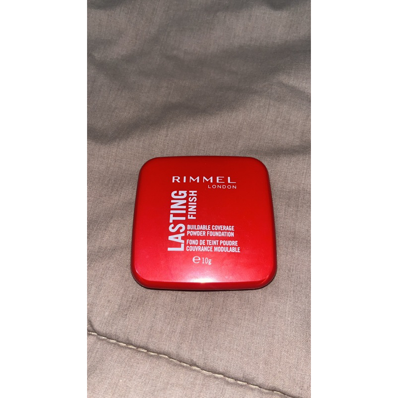 Jual RIMMEL LONDON LASTING FINISH POWDER FOUNDATION | Shopee Indonesia