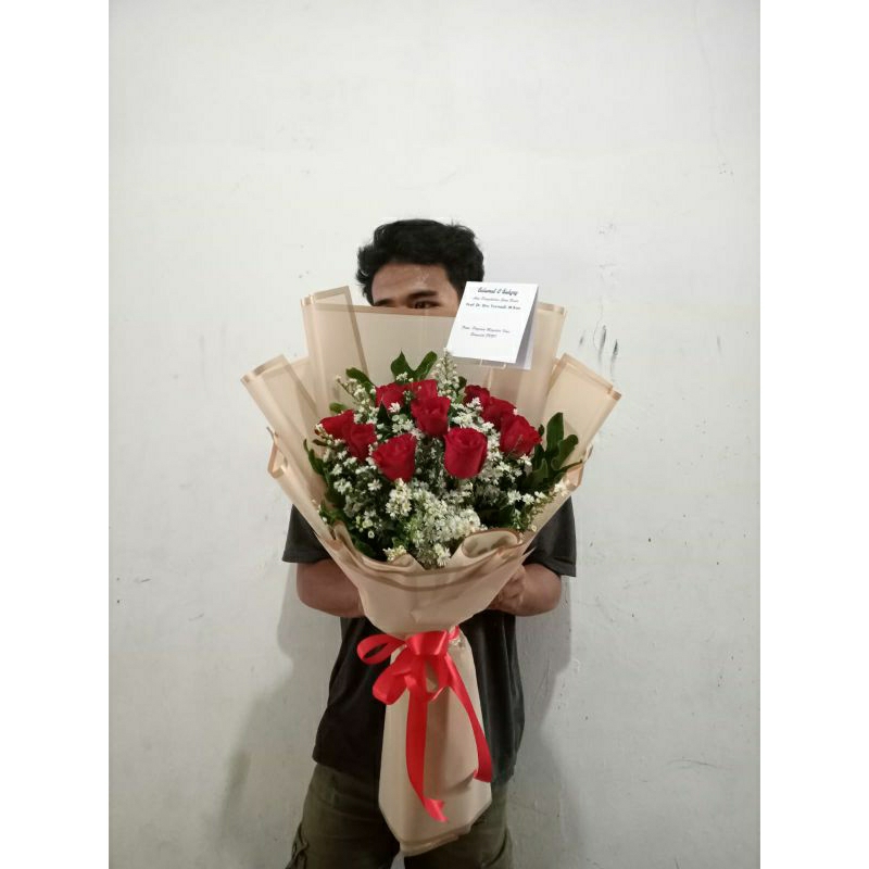 Jual Buket bunga wisuda bunga fresh mawar merah asli | Shopee Indonesia