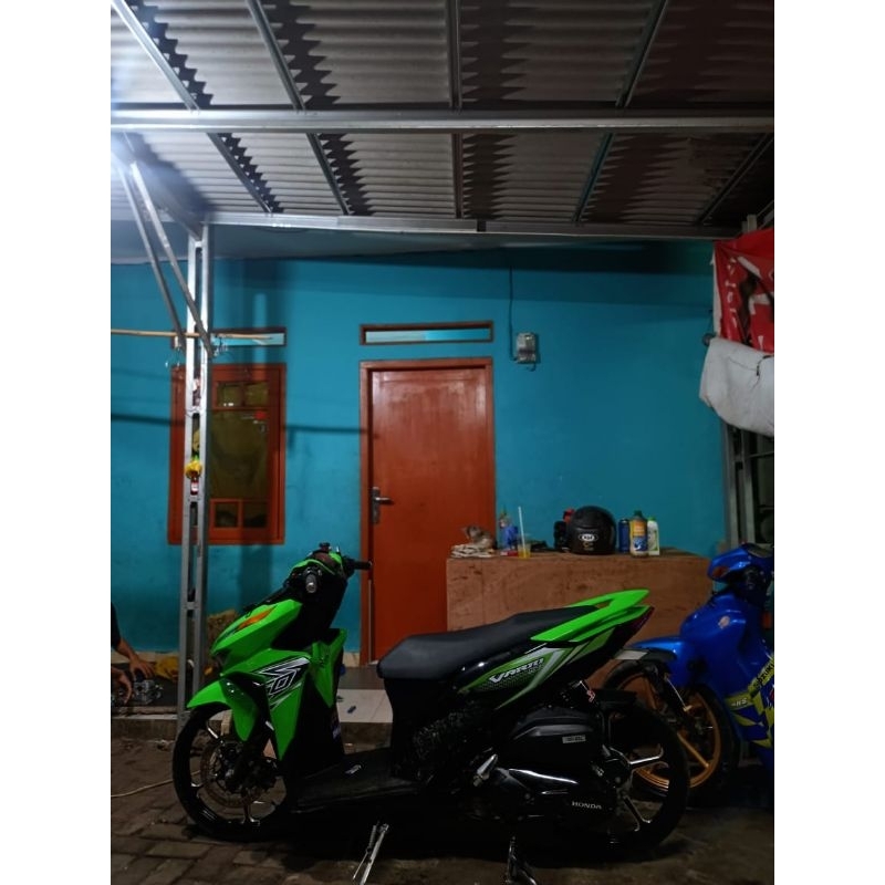 Jual sticker striping vario new 125/150 motif ala Vietnam transparan ...