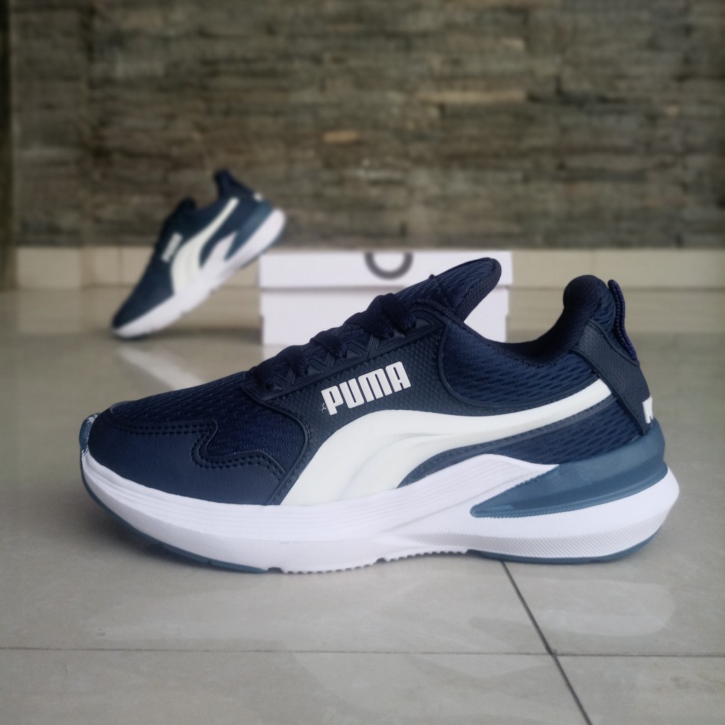 Jual Sepatu Sneakers Olahraga Pria Wanita Gamang Sepatu Sporty Running ...