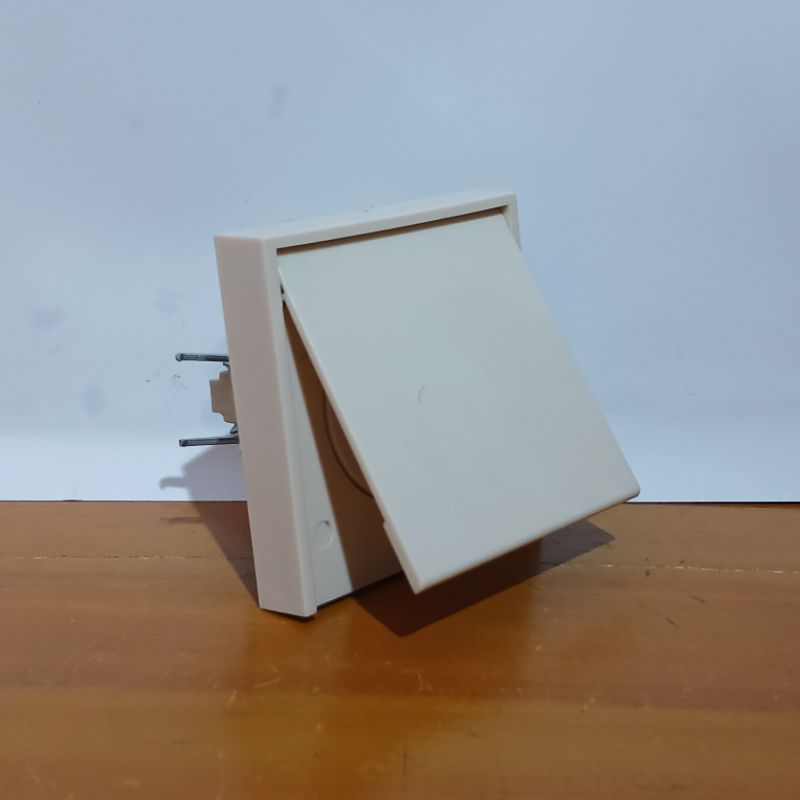 Jual Stop kontak tutup IB broco 6122 | Shopee Indonesia