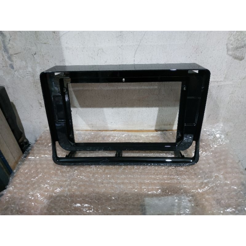 Jual Frame head unit toyota voxy 10 inch - frame mobil TOYOTA VOXY ...