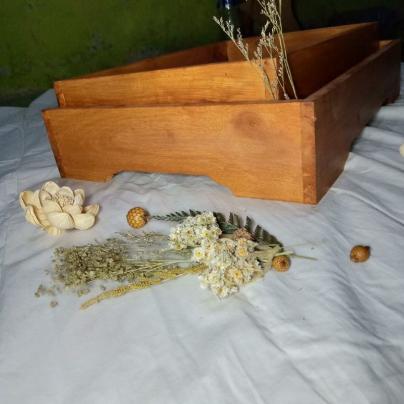 Jual WOODEN TRAY 25X35X5CM kaki, box seserahan / kotak hantaran / tray ...